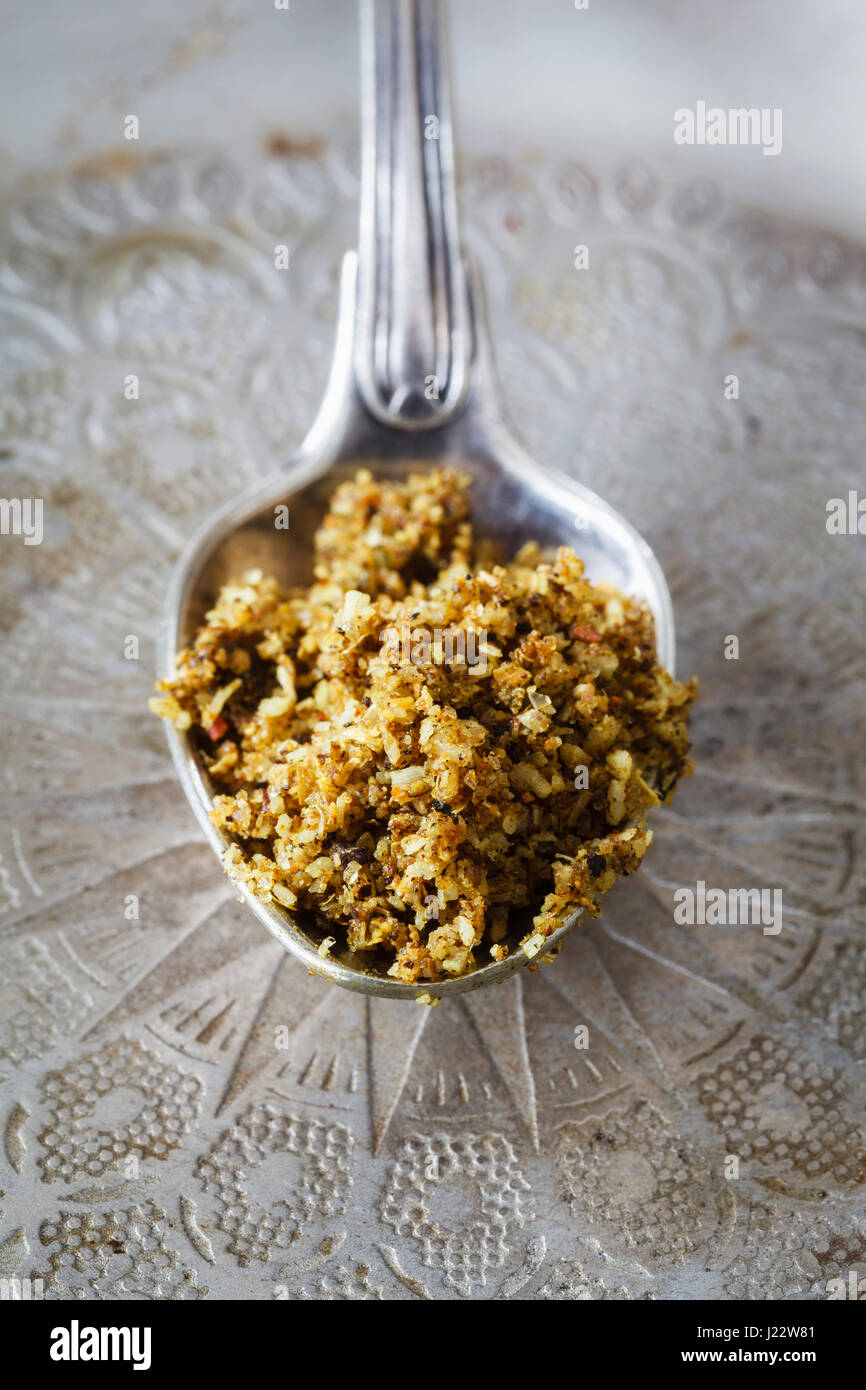 Spoon of Indian curry paste Stock Photo - Alamy