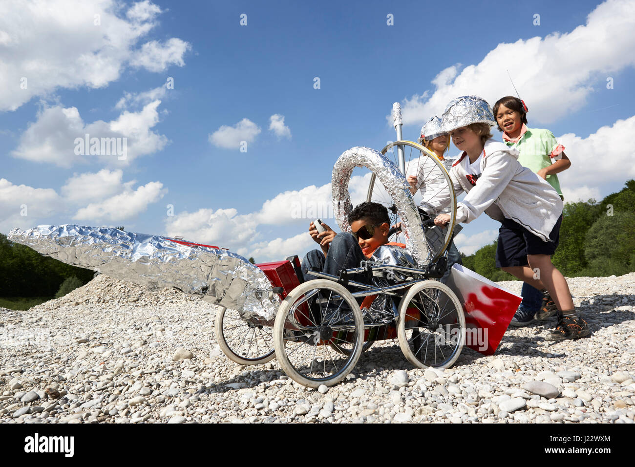 Rocket landing hi-res stock photography and images - Alamy