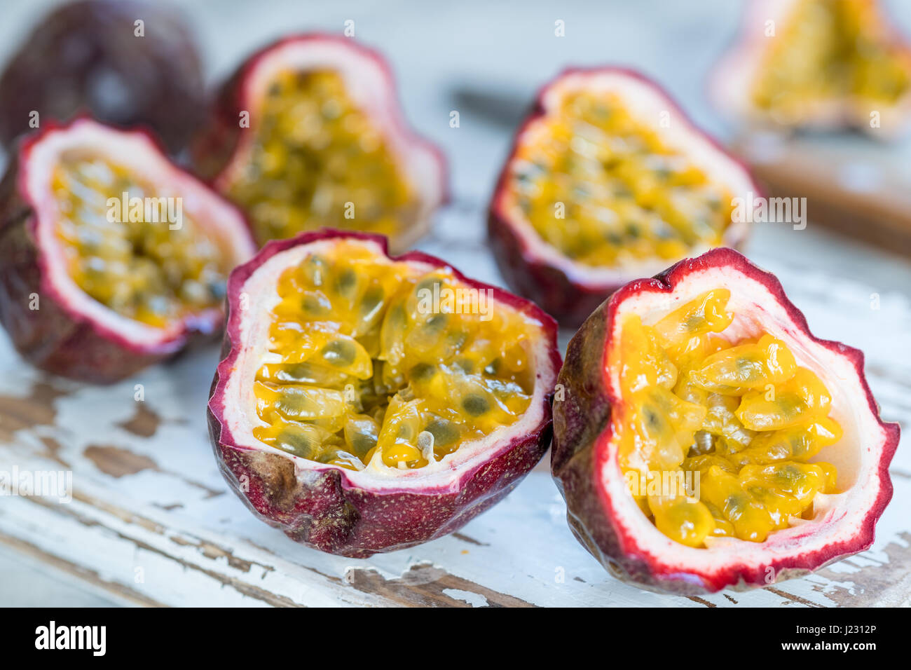 ripe passion fruit Stock Photo - Alamy