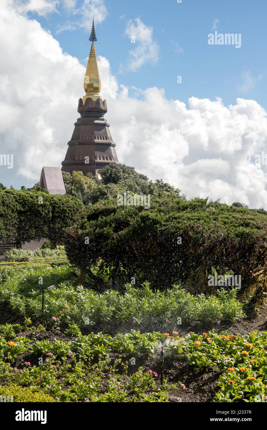 Summit garden hi-res stock photography and images - Alamy