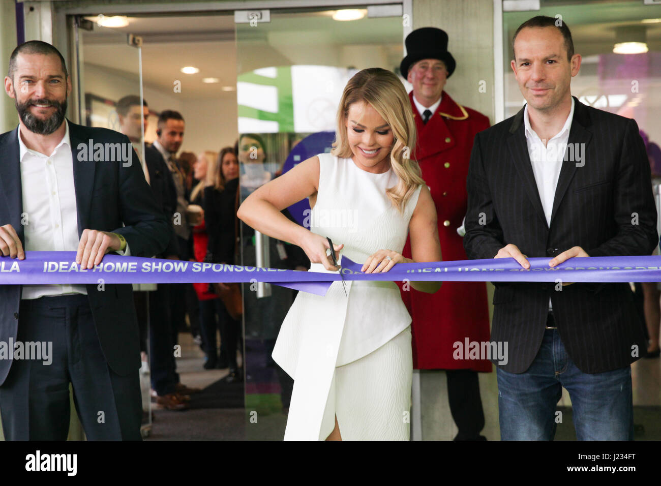 Katie Piper, Fred Sirieix and Martin Lewis officially open the Ideal ...