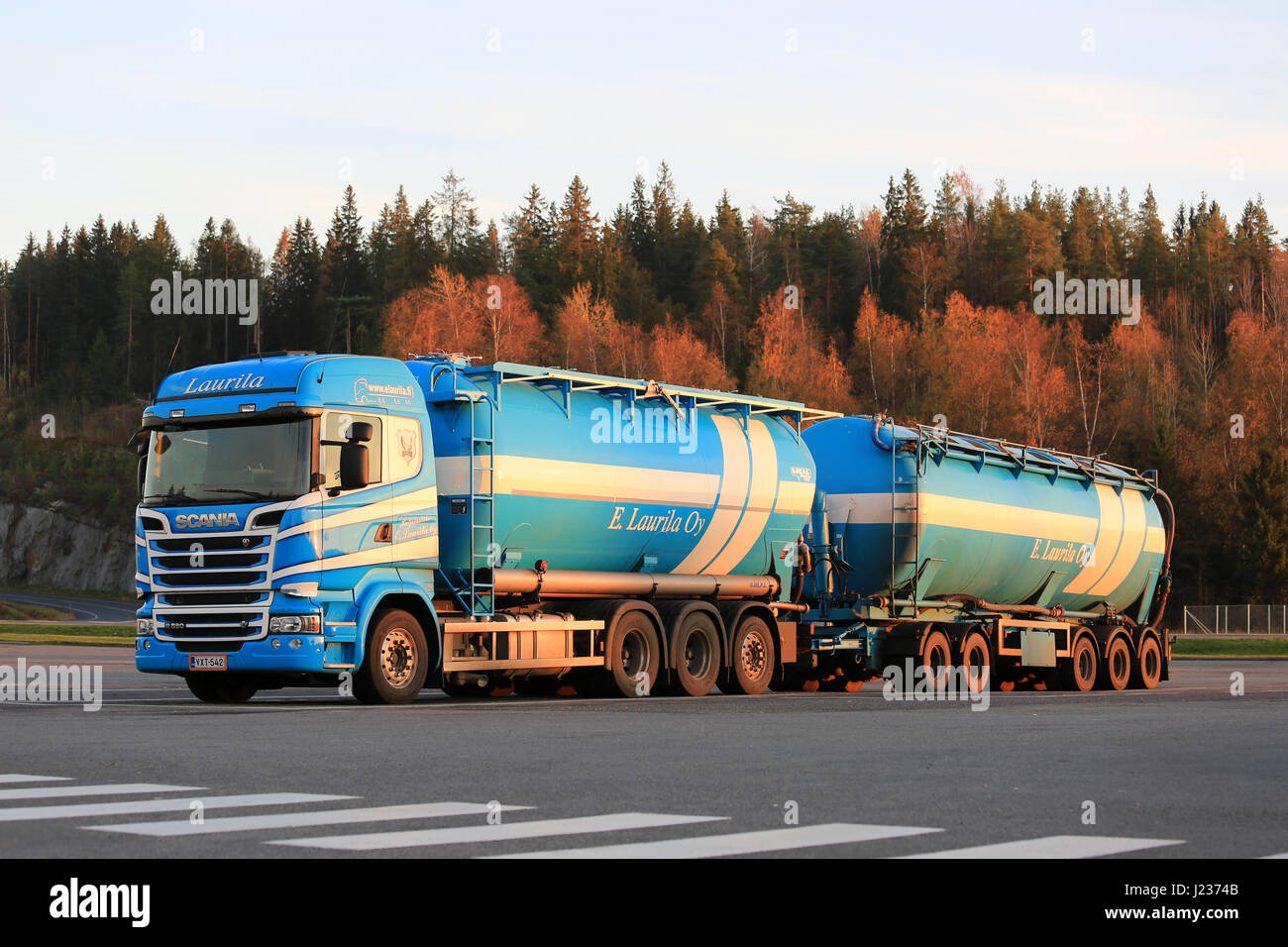 FORSSA, FINLAND - OCTOBER 17, 2015: Blue and white Scania R580 double ...