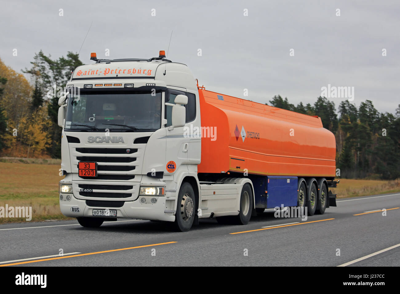Scania r400 hi-res stock photography and images - Alamy