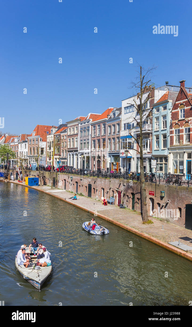 Small boats in the historic Oudegracht canal of Utrecht, Holland Stock ...