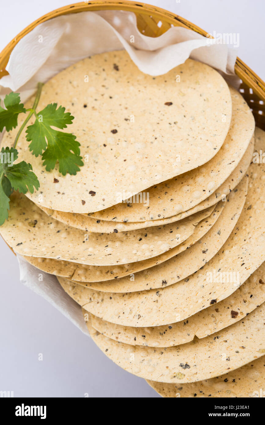 Indian deep fried crackers papad hi-res stock photography and images ...