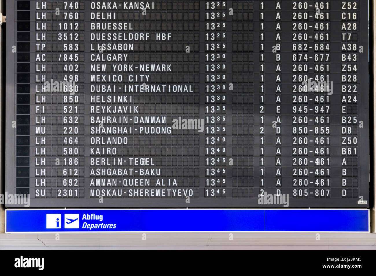 Departure time table at Frankfurt International Airport Stock Photo - Alamy