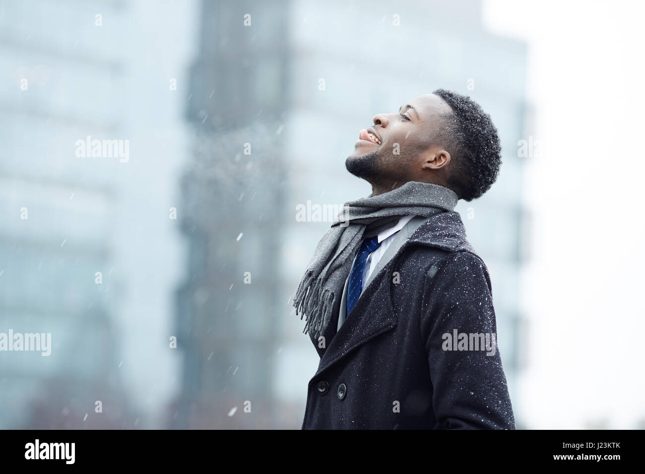 Catching snowflakes hi-res stock photography and images - Alamy