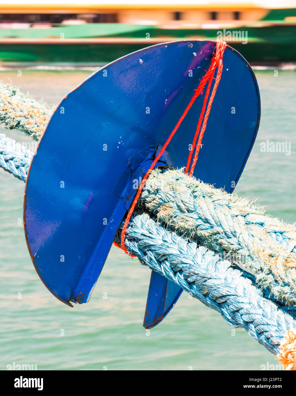 Ship mooring ropes in Sydney, New South Wales, Australia Stock Photo ...