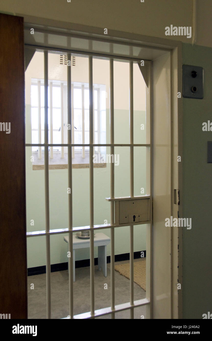 Mandela prison cell hi-res stock photography and images - Alamy