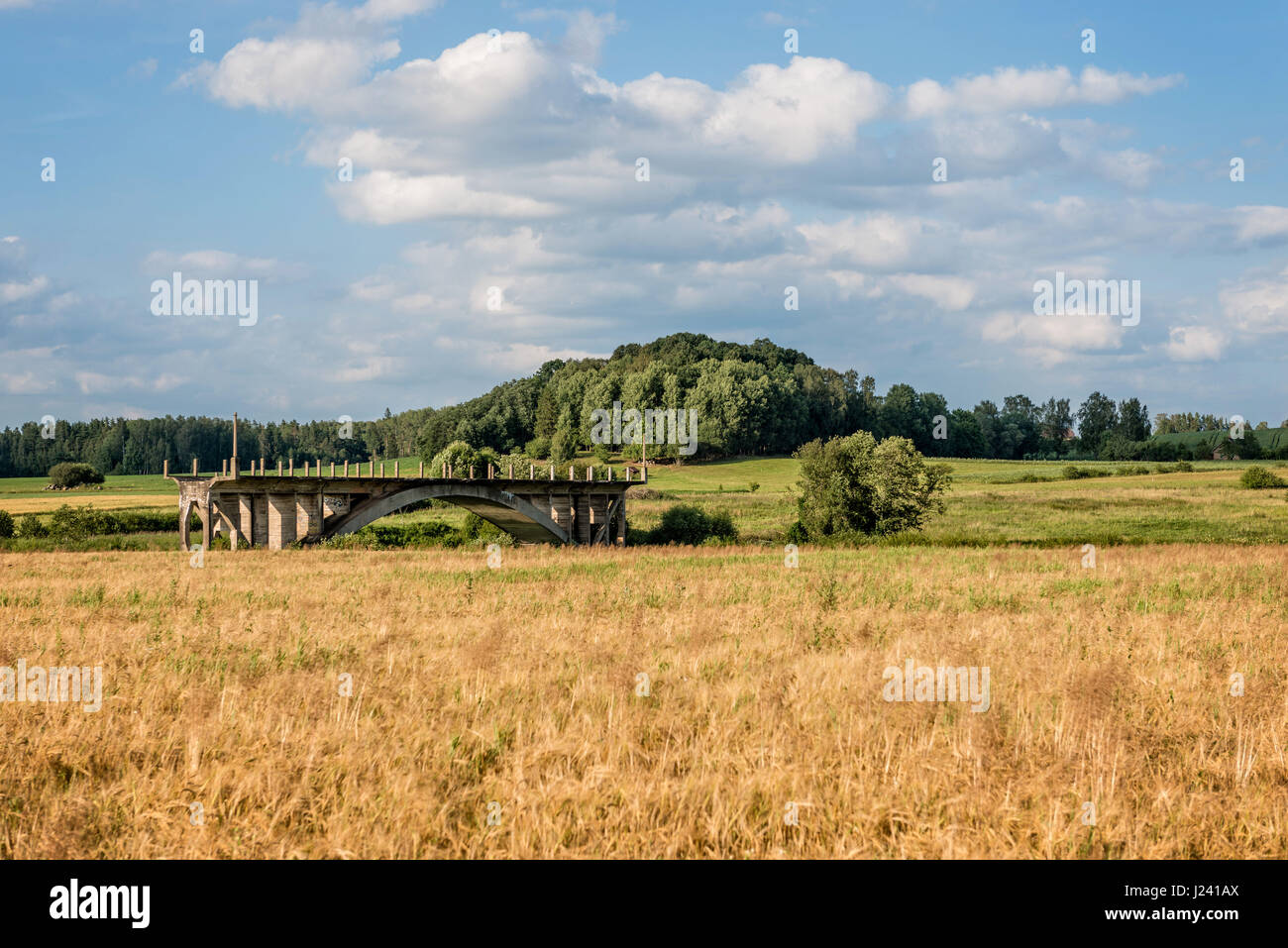 Bridge to nowhere. Unfinished and abandoned road overpass bridge Stock ...