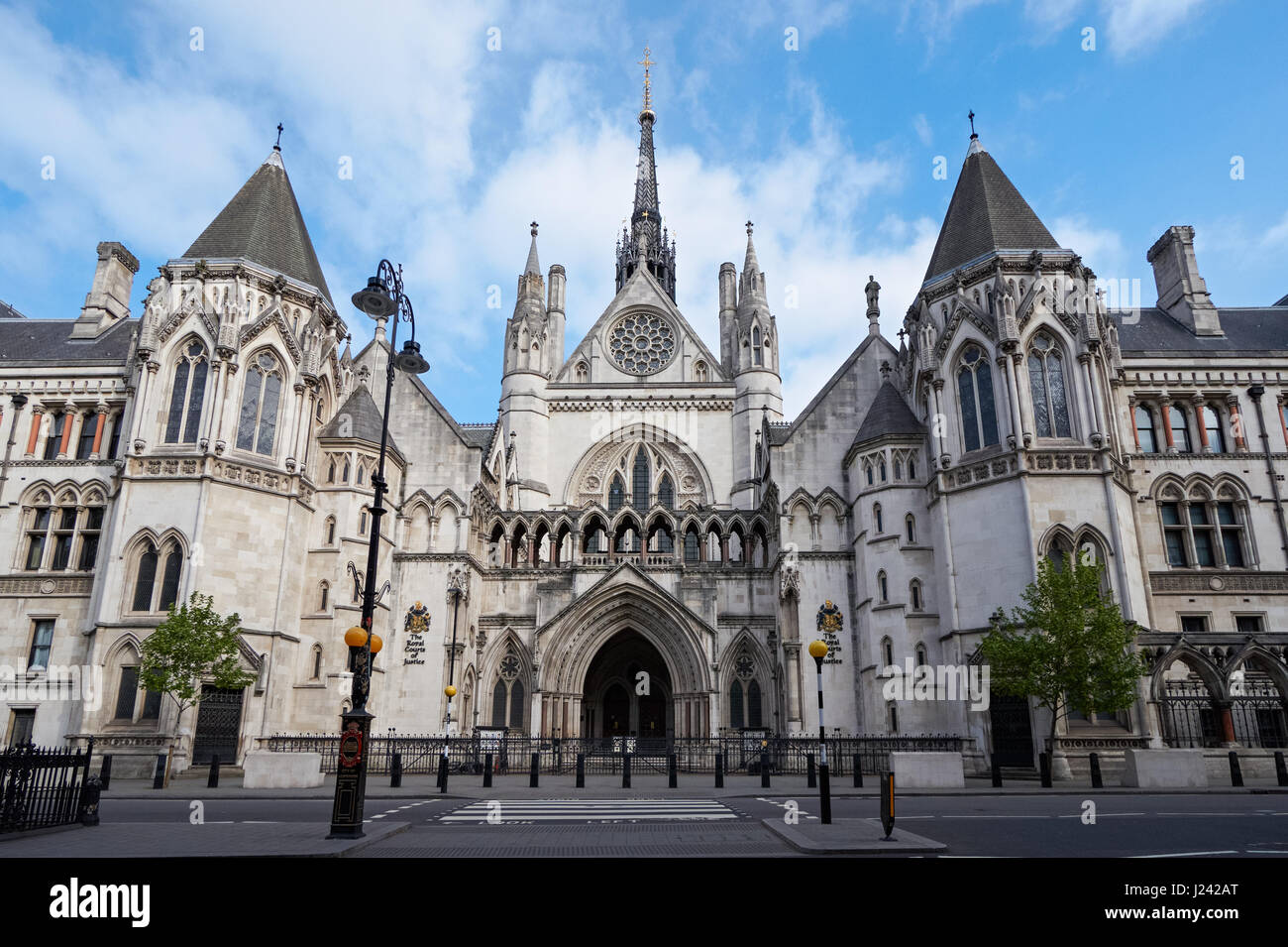 The Royal Courts of Justice on Strand, London, UK Stock Photo - Alamy