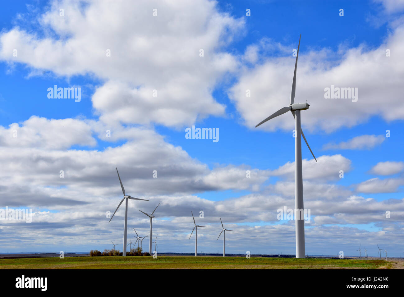 Wind turbines producing clean renewable energy in North Dakota Stock ...
