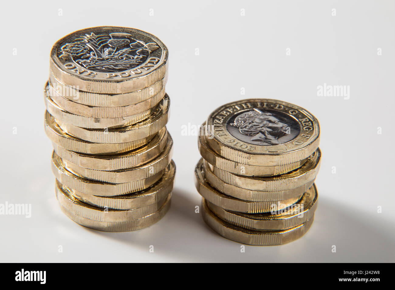 Piles of New £1 pound 2016 coins Stock Photo - Alamy
