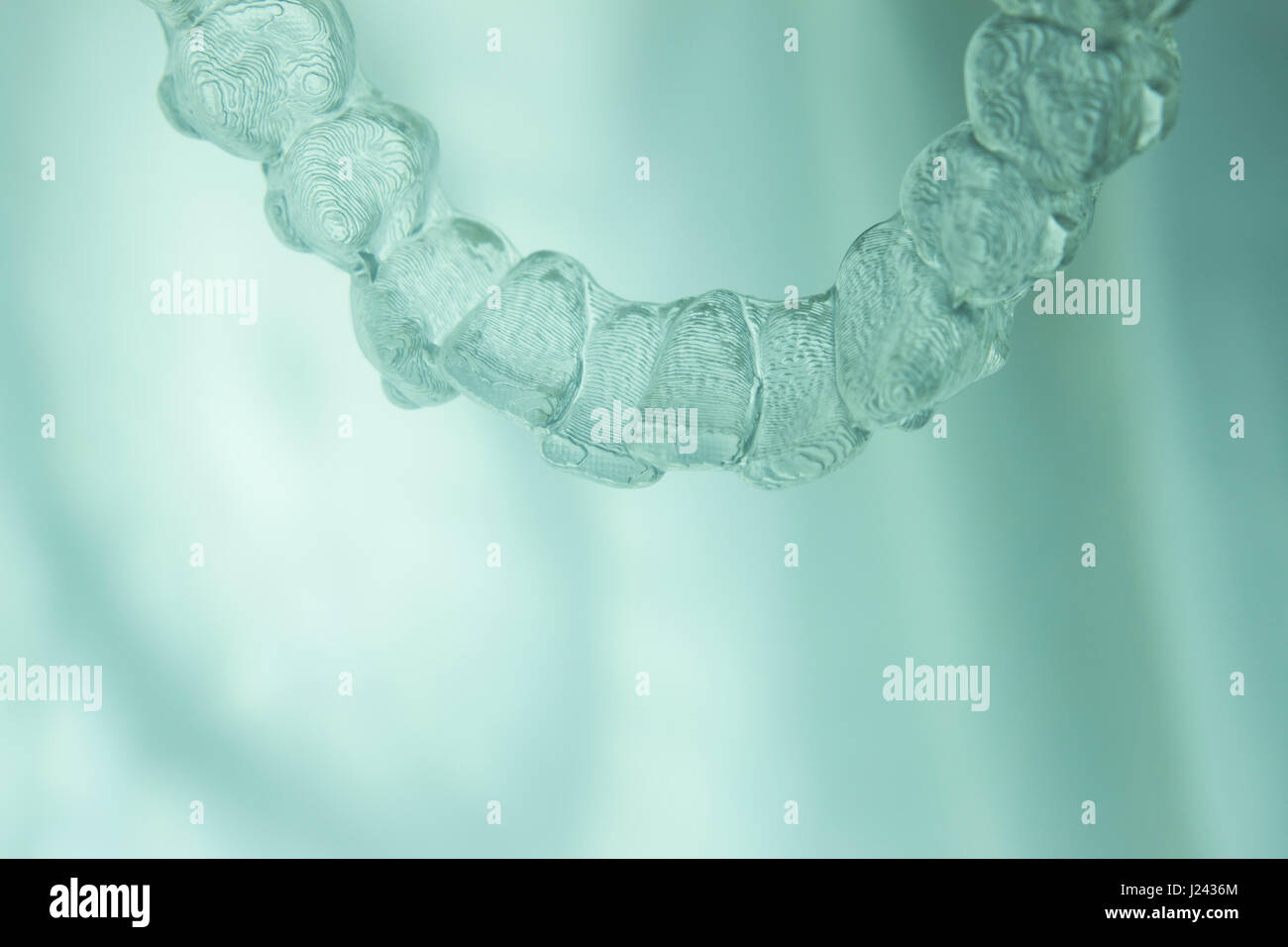 Invisible orthodontics cosmetic brackets tooth aligners plastic braces ...