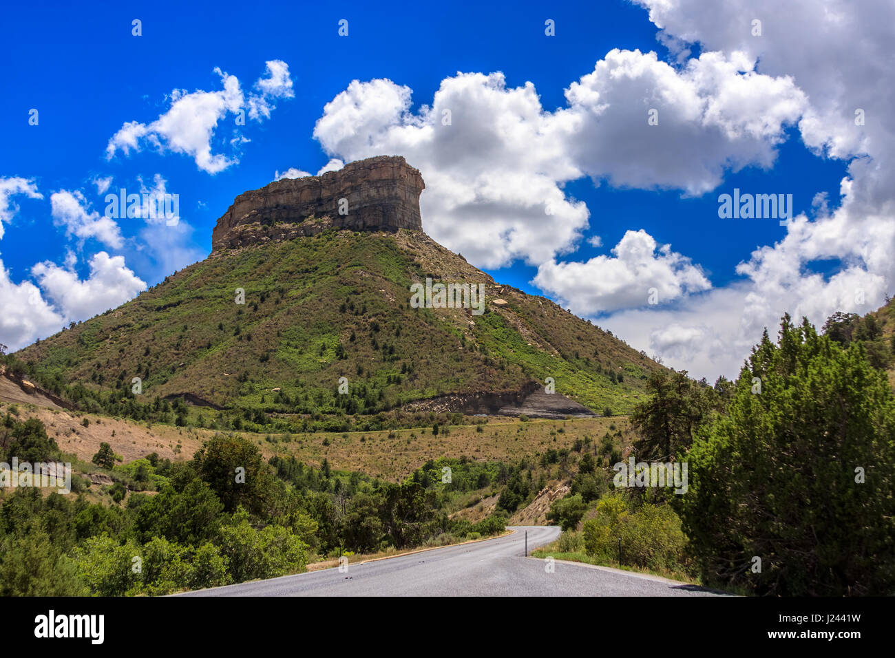 A view of the towering Point Lookout Mountain Peak in Mesa Verde ...