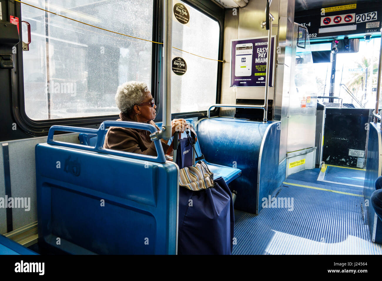 Black bus passenger states hi-res stock photography and images - Alamy