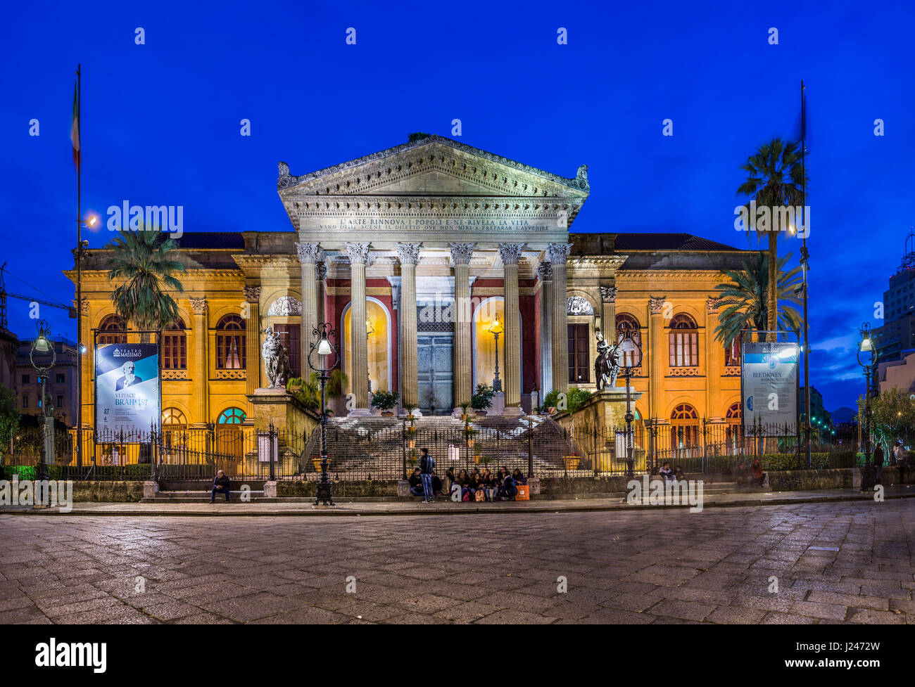 Teatro Massimo, opera house in Palermo - Italy Stock Photo - Alamy