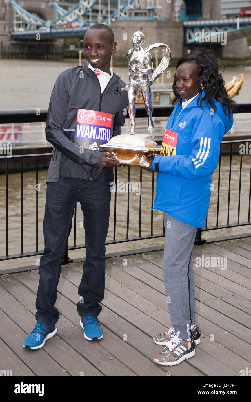 London marathon men winners hi-res stock photography and images - Alamy
