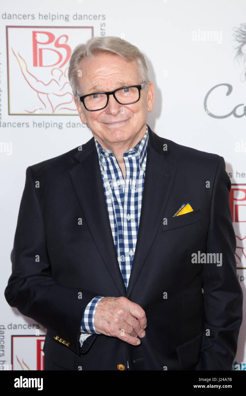 Beverly Hills, CA, USA. 23rd April, 2017. Fashion designer Bob Mackie ...