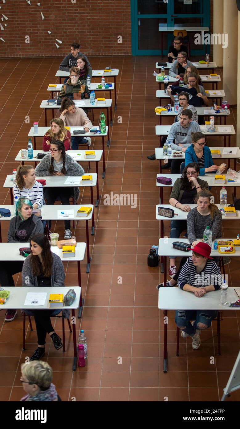 Students of the 12th grade participate in the written 'Abitur' exam ...