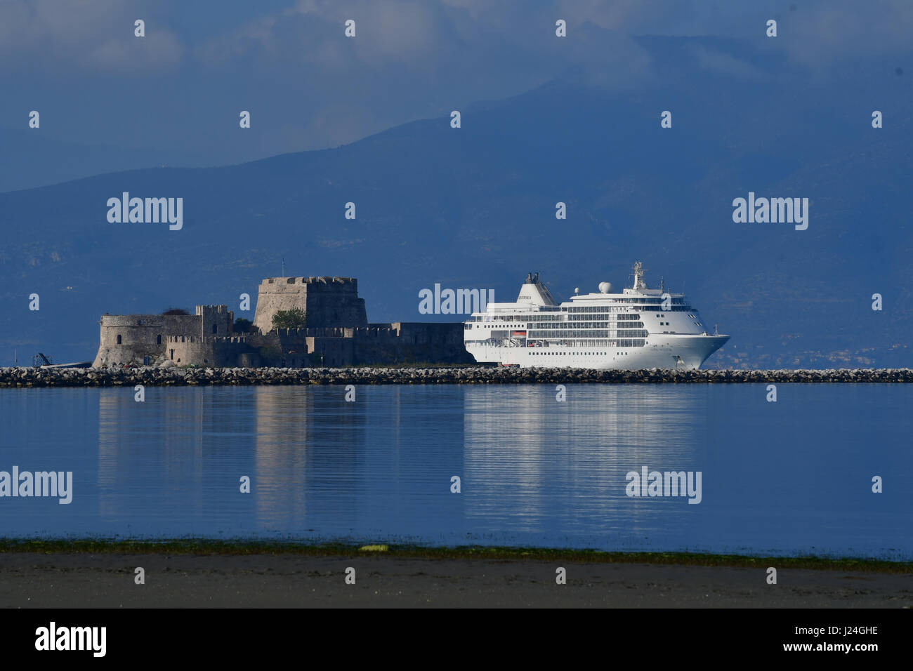 Nafplion, Grc. 25th Apr, 2017. Silver Whisper cruise ship cruiser ...