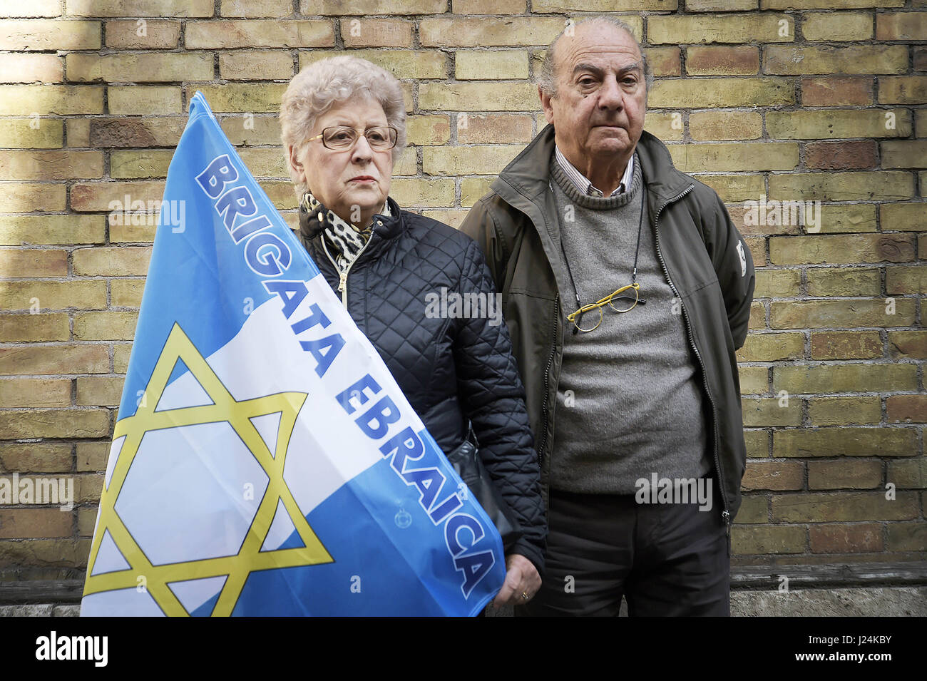 Italian civil war hi-res stock photography and images - Alamy