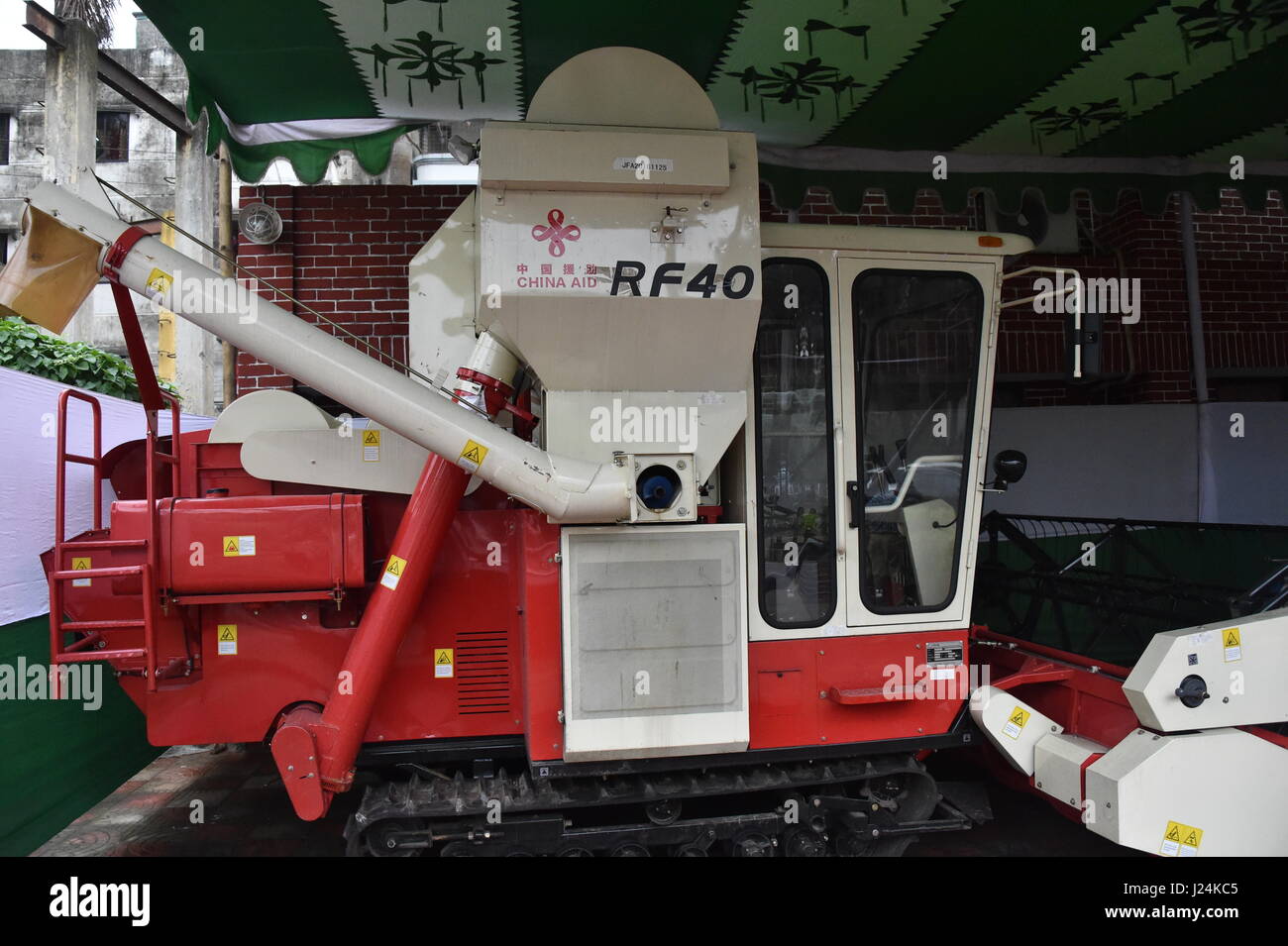 Dhaka, Bangladesh. 25th Apr, 2017. A Chinese farm equipment is ...