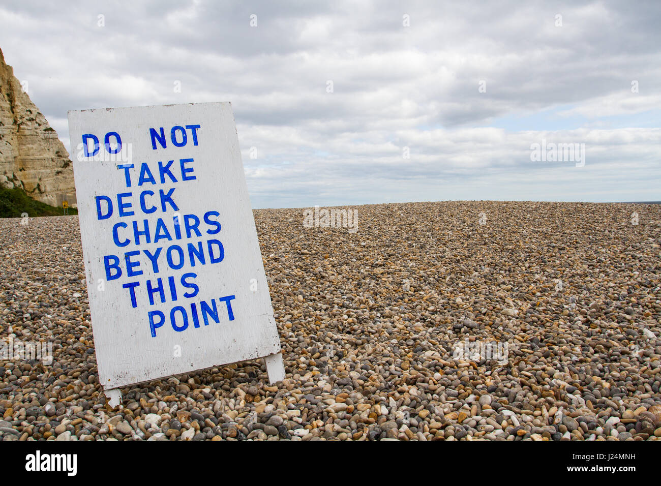 Pebble board hi-res stock photography and images - Alamy