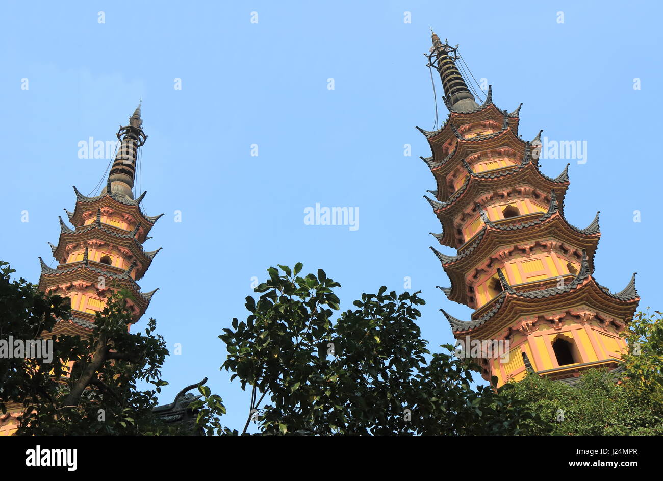 Twin temple hi-res stock photography and images - Alamy