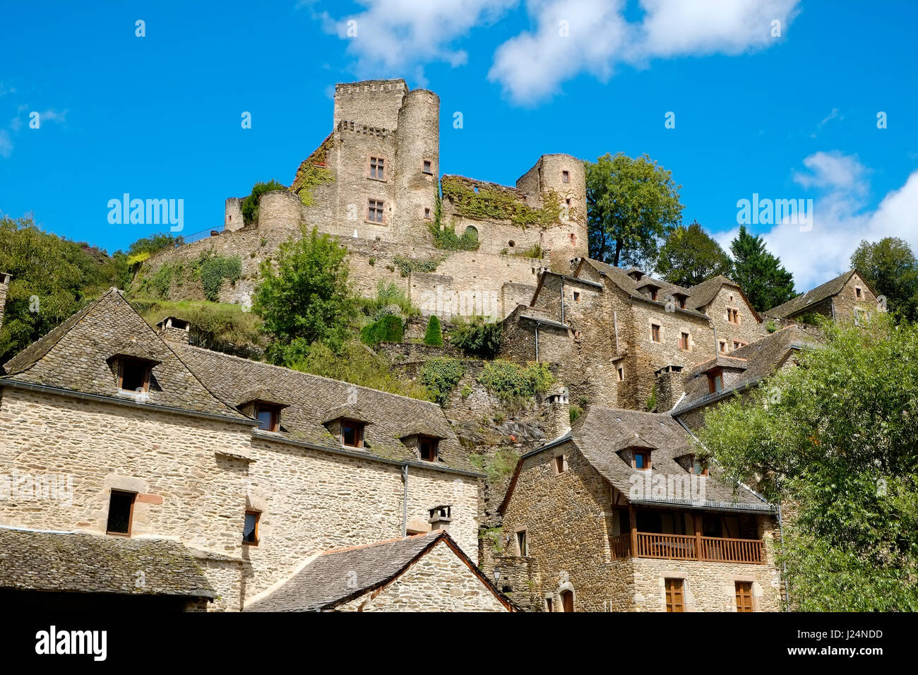 Stock Photo - Castle Chateau Belcastel Aveyron Department Mid-Pyrenees ...