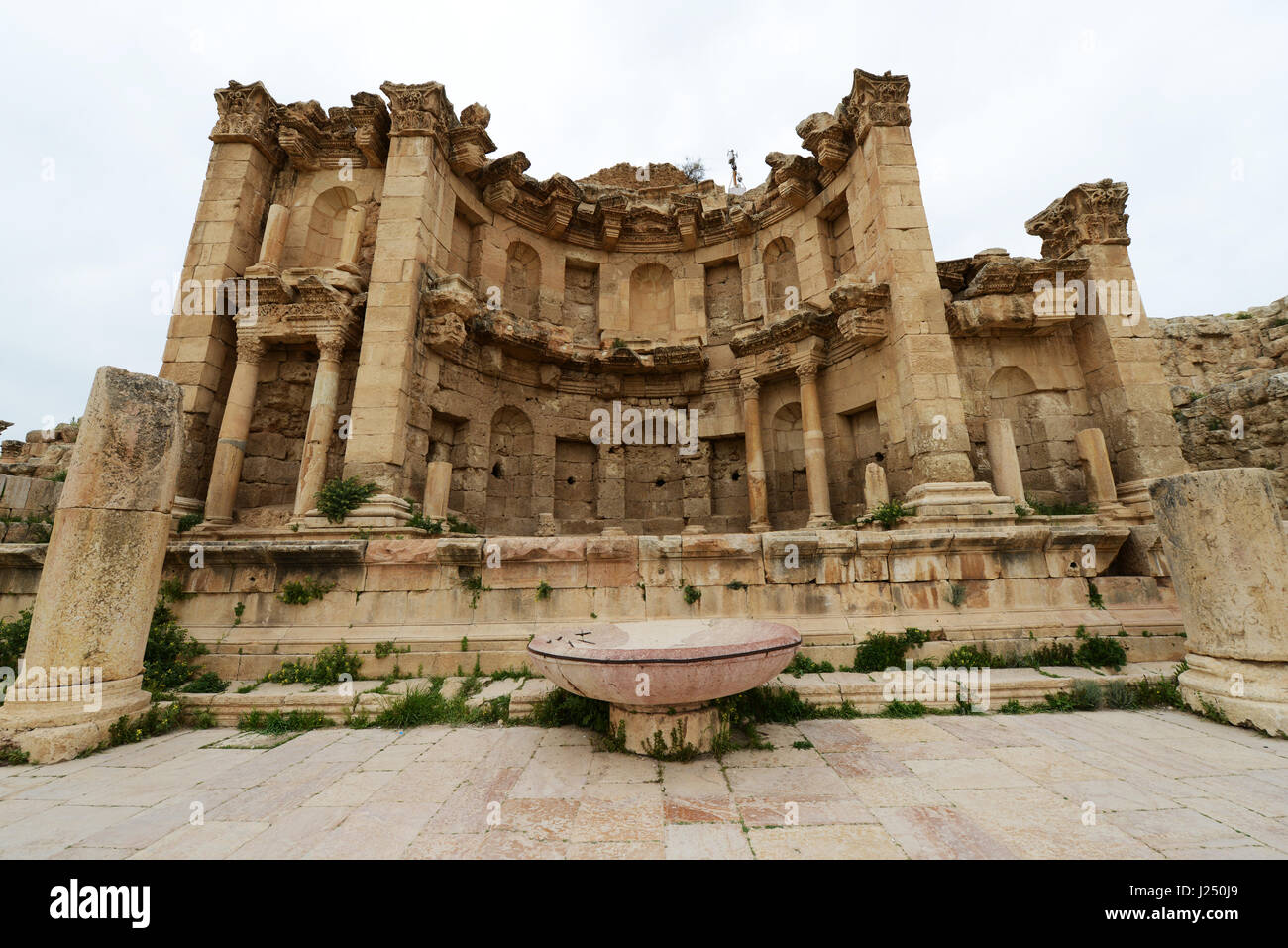 The Nymphaeum ancient Roman city of Jerash in Jordan Stock Photo - Alamy