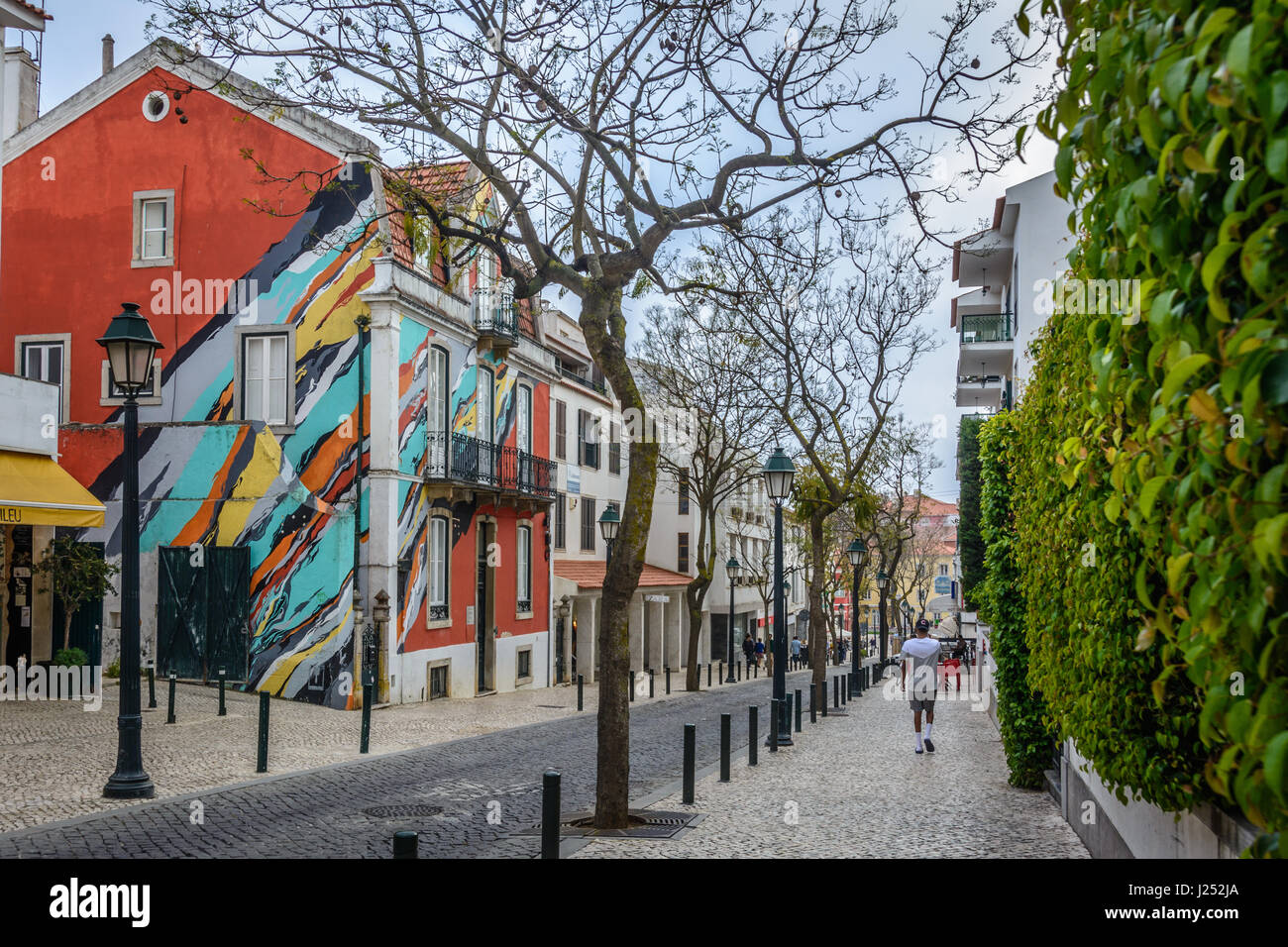 Cascais street art hi-res stock photography and images - Alamy