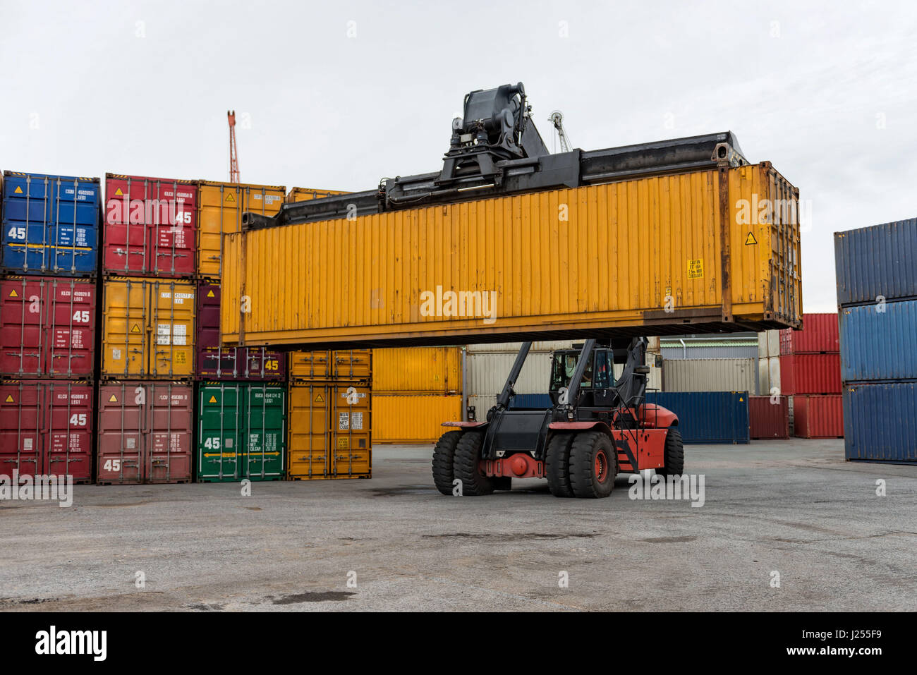 Mobile stacker hi-res stock photography and images - Alamy