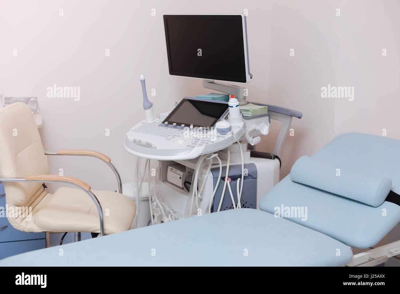 Sonography cabinet hi-res stock photography and images - Alamy