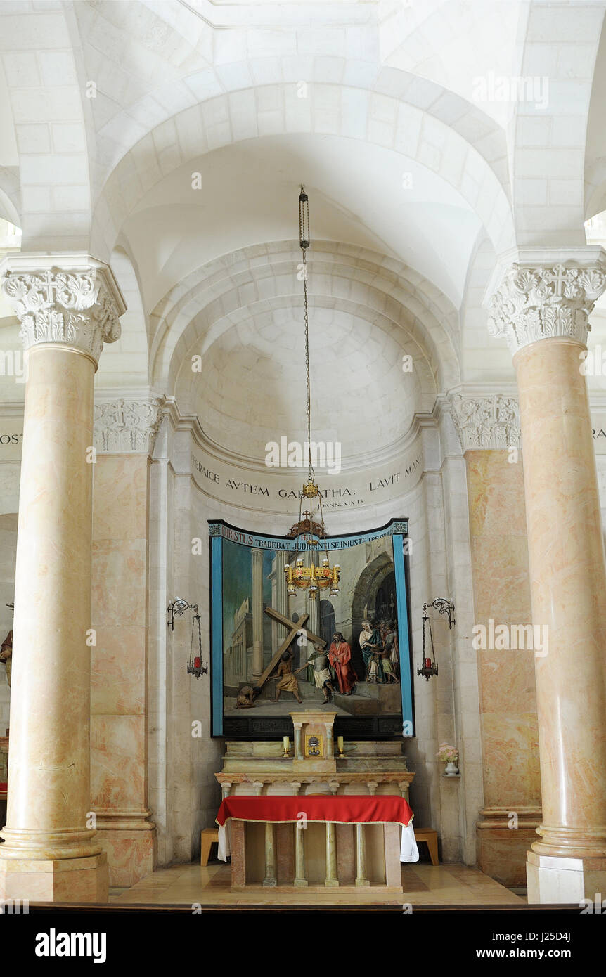 Corners of Jerusalem, streets, yards and the holy places of Israel's ...