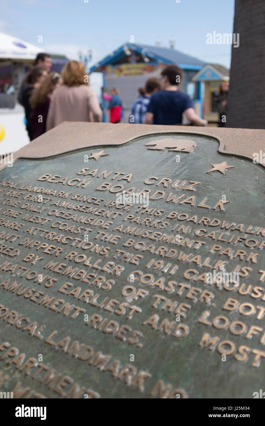 Santa cruz beach boardwalk sign hi-res stock photography and images - Alamy