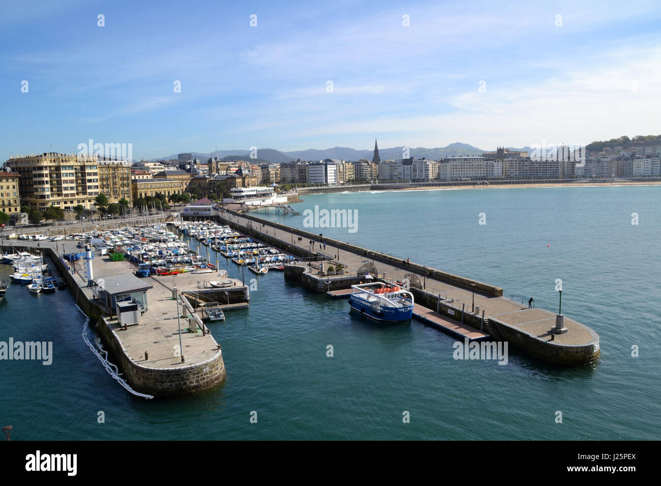 Historic buildings in san sebastian hi-res stock photography and images ...