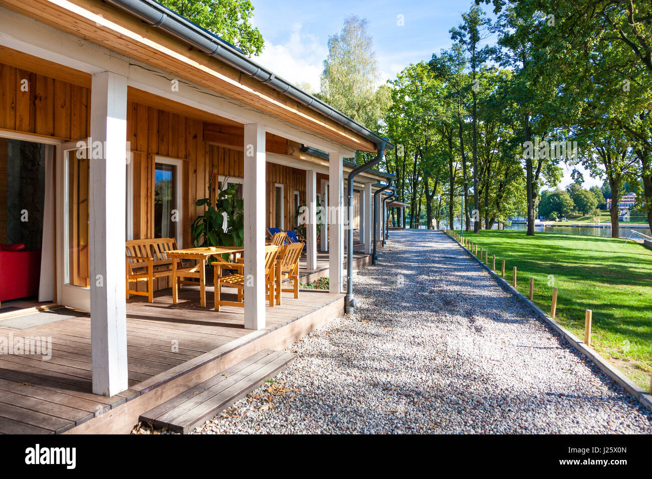 Lakeside facade hi-res stock photography and images - Alamy