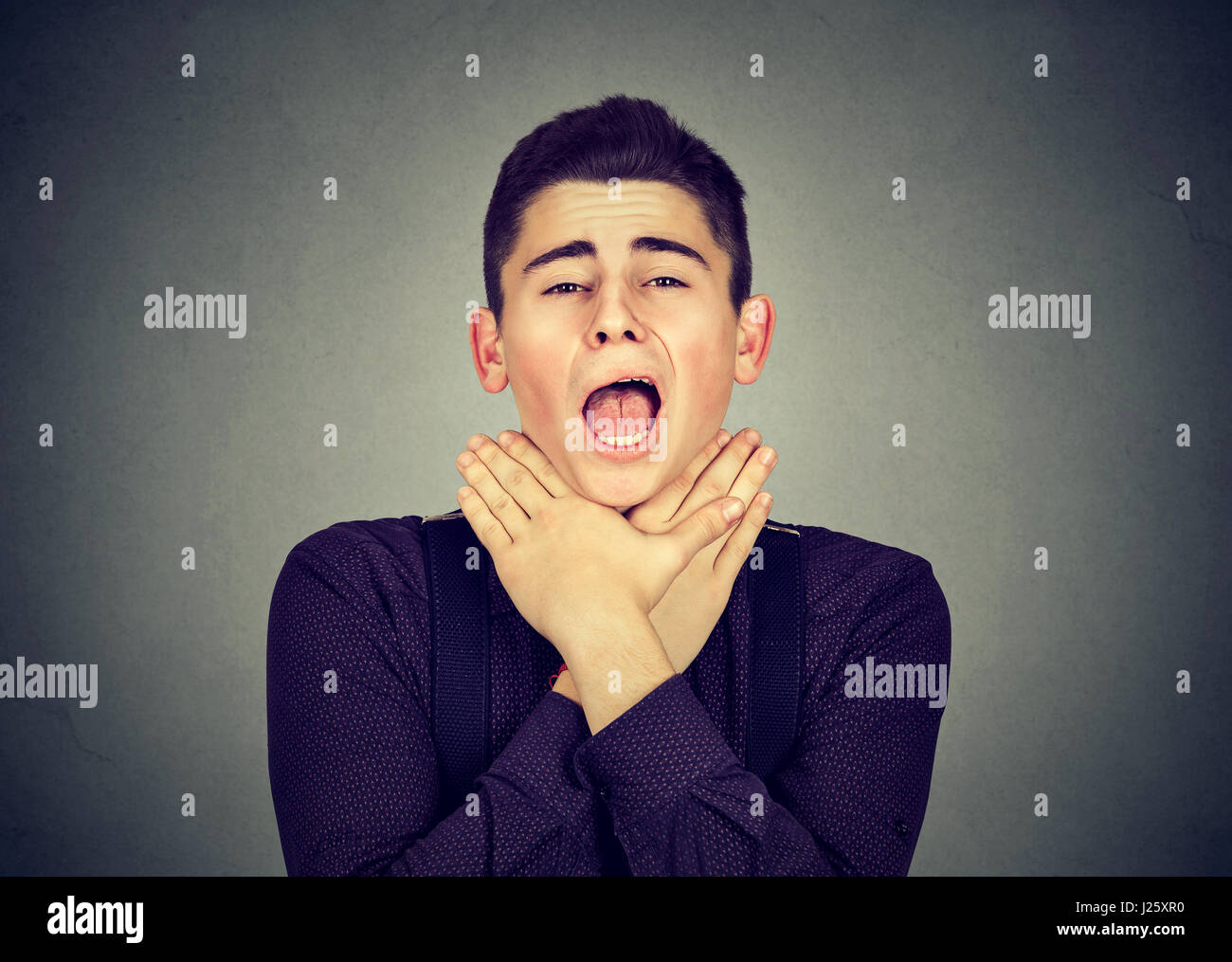 Man choking hi-res stock photography and images - Alamy