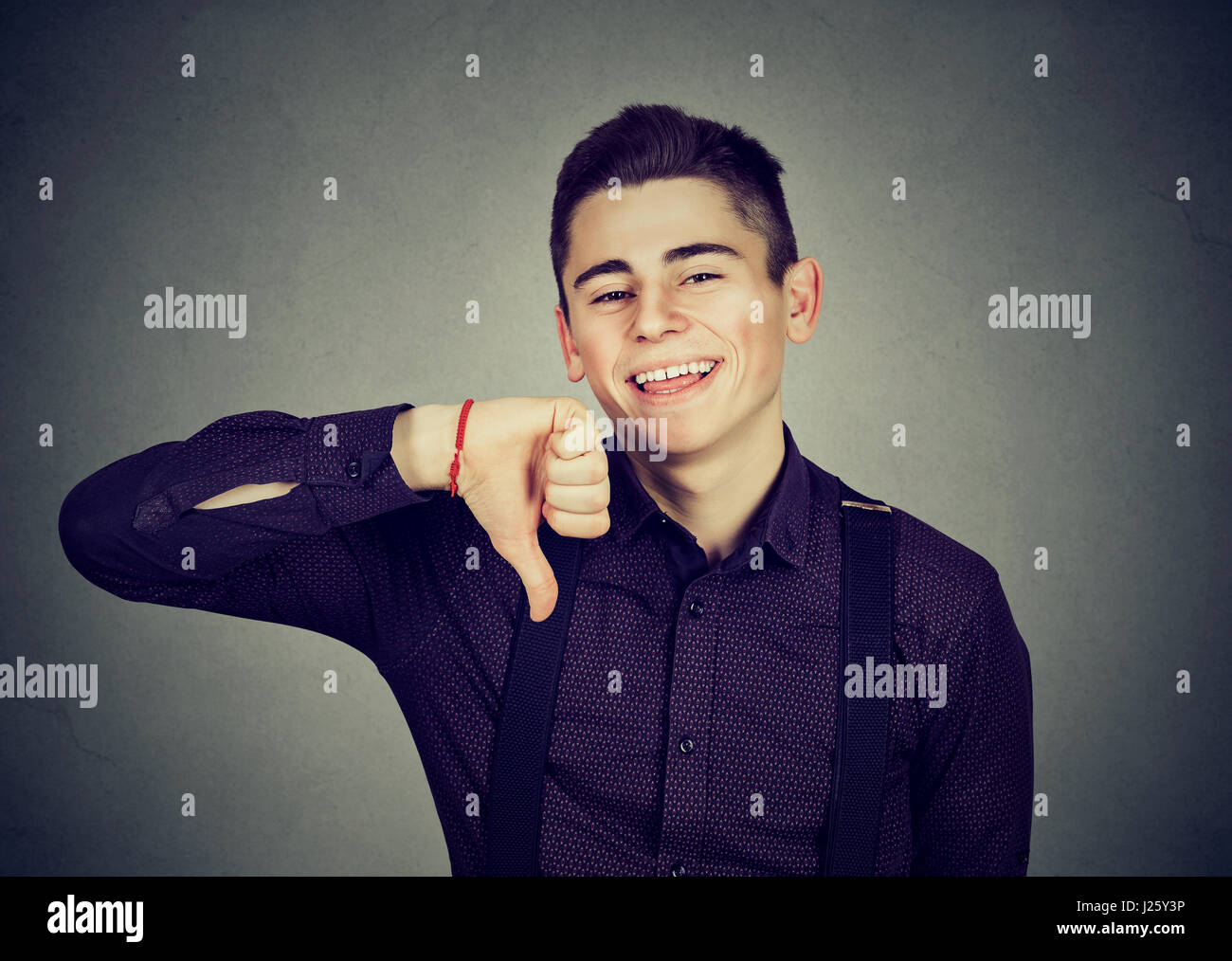 Smirk face man hi-res stock photography and images - Alamy