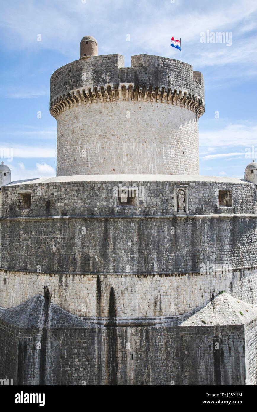 Minceta Tower, Walls of Dubrovnik, Croatia Stock Photo - Alamy