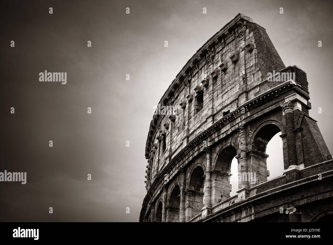 World known landmark symbol rome hi-res stock photography and images ...