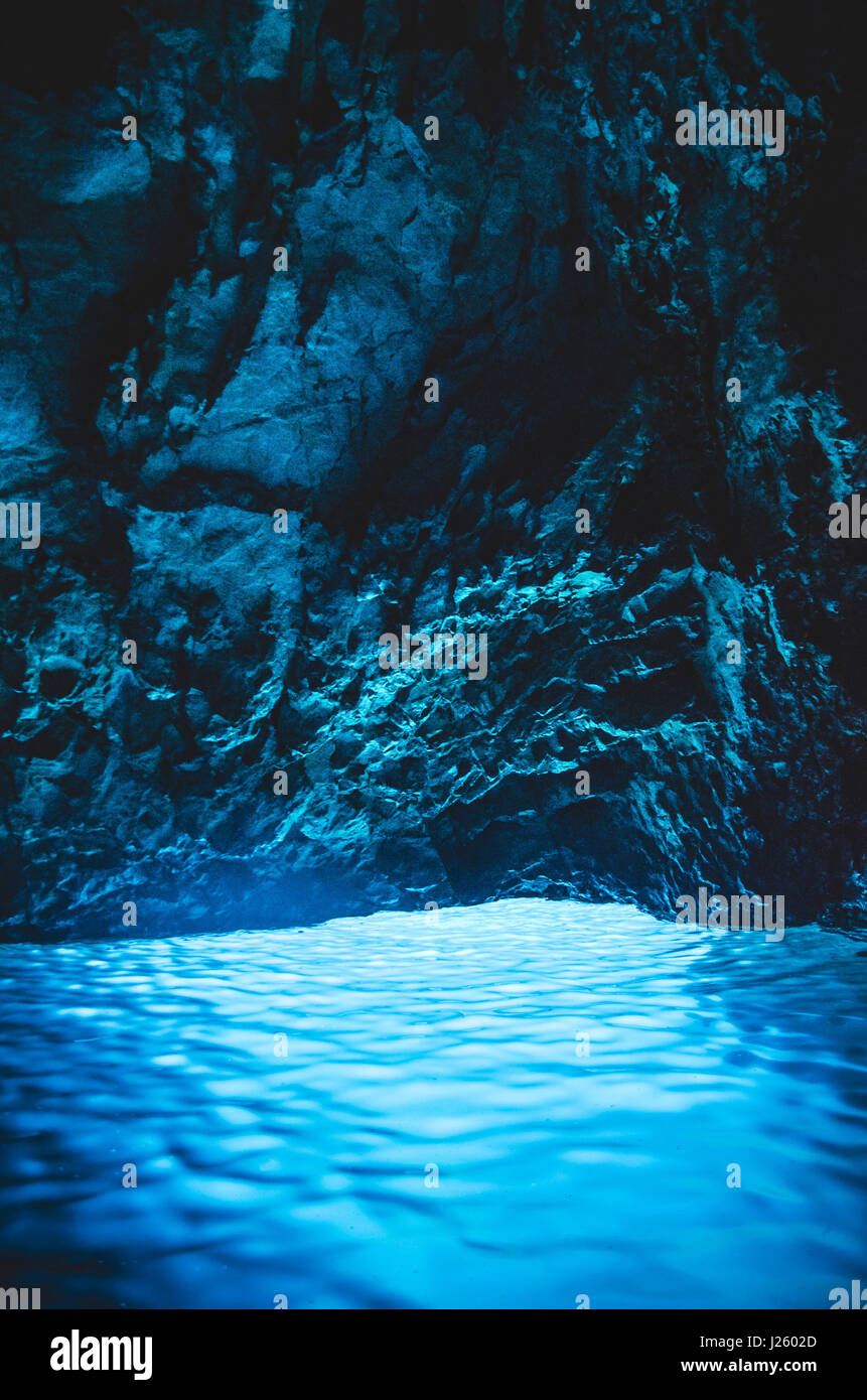 Blue cave bisevo island hi-res stock photography and images - Alamy