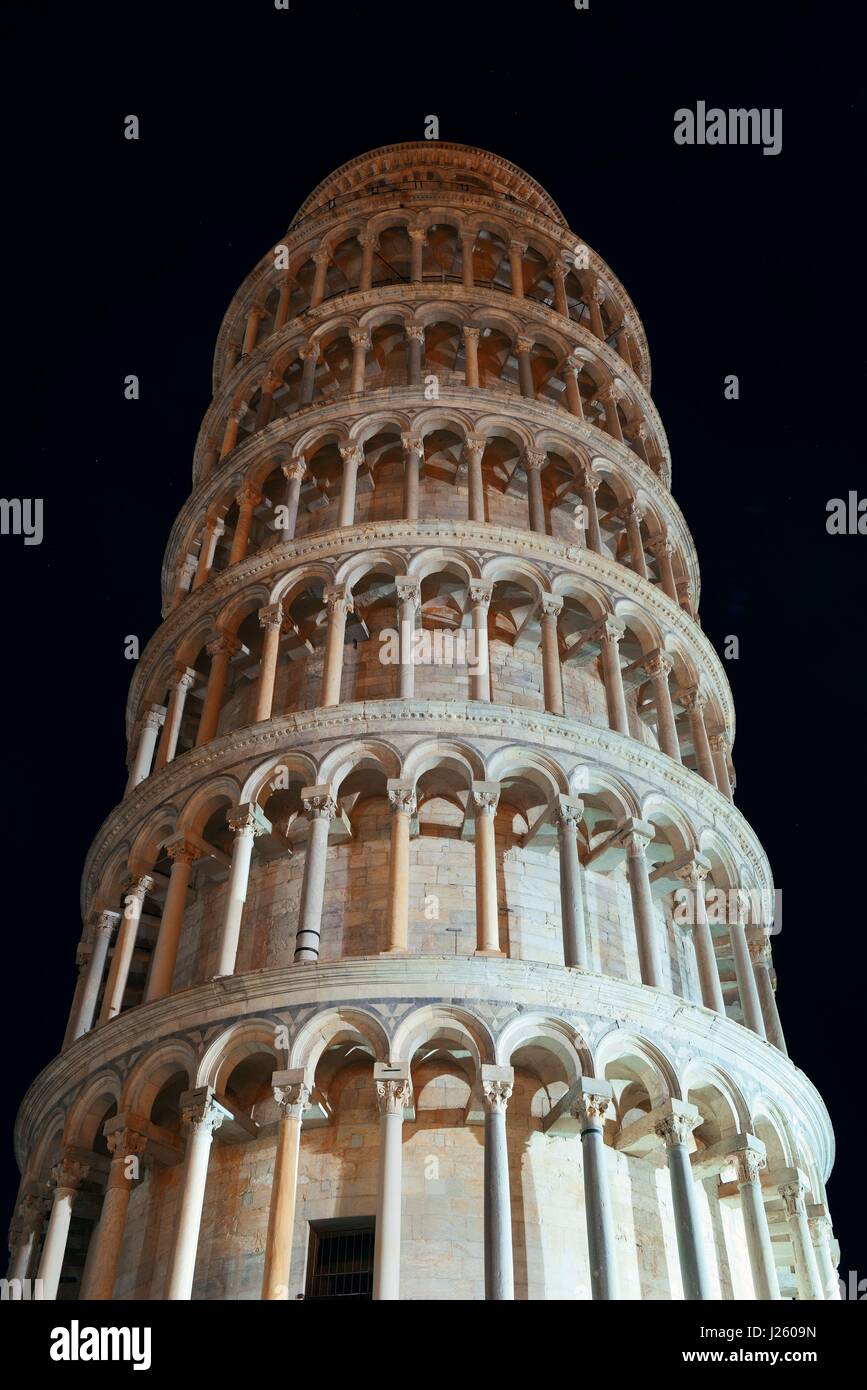 Leaning tower of pisa night hi-res stock photography and images - Alamy