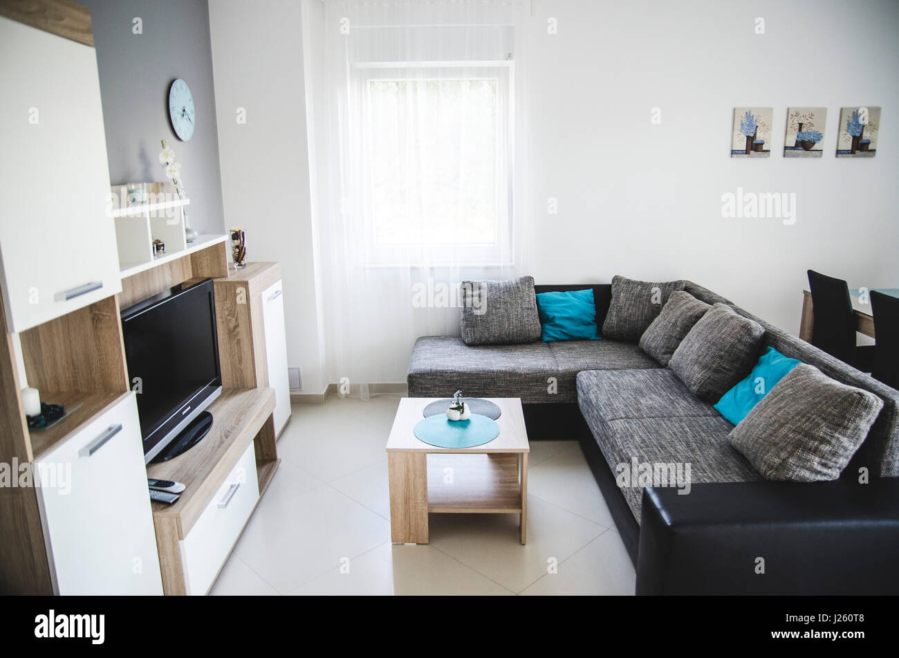 Bright, Contemporary Living Room Stock Photo - Alamy