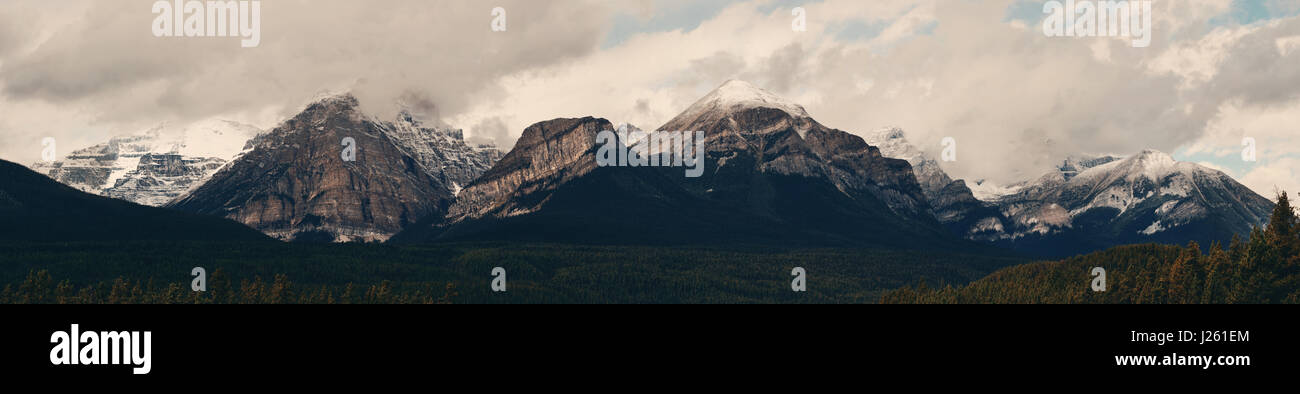 Banff national park panorama hi-res stock photography and images - Alamy