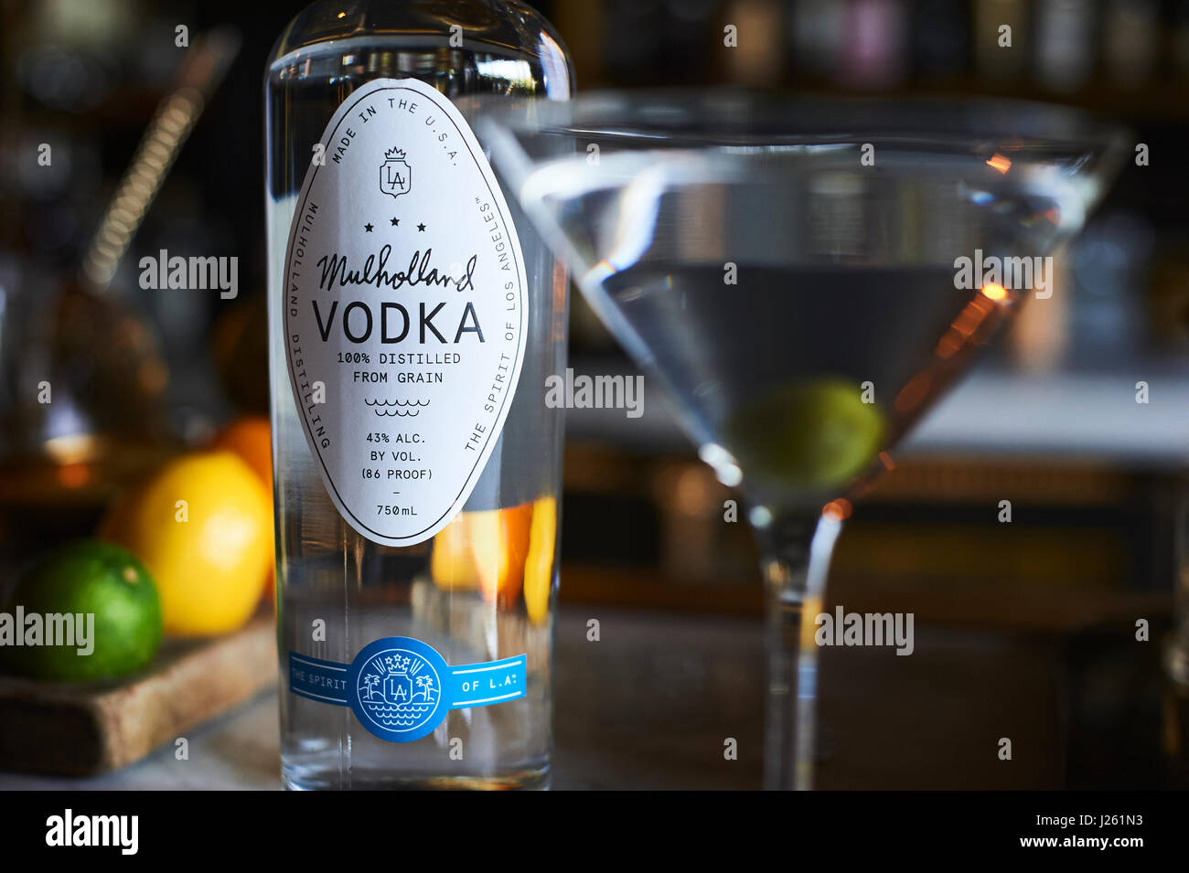 Mixologist crafting cocktails at bar stella in Los Angeles, CA Stock Photo - Alamy