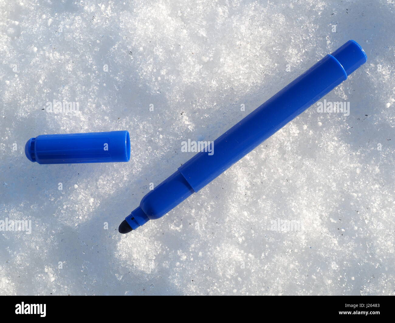 marker in the snow Stock Photo - Alamy