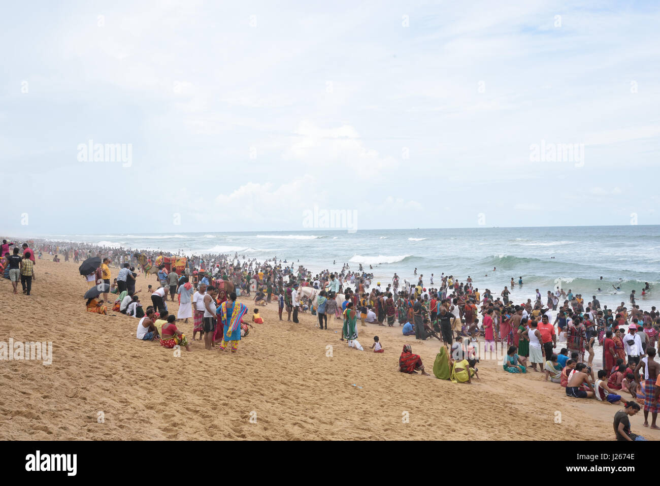 Crowed beach at Puri, Odessa, India Stock Photo - Alamy