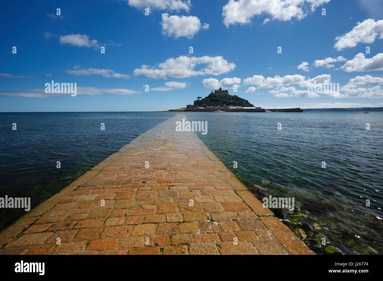 Cornwall island hi-res stock photography and images - Alamy